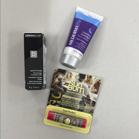 Other | Cosmetic Bundle Giveaway | Poshmark